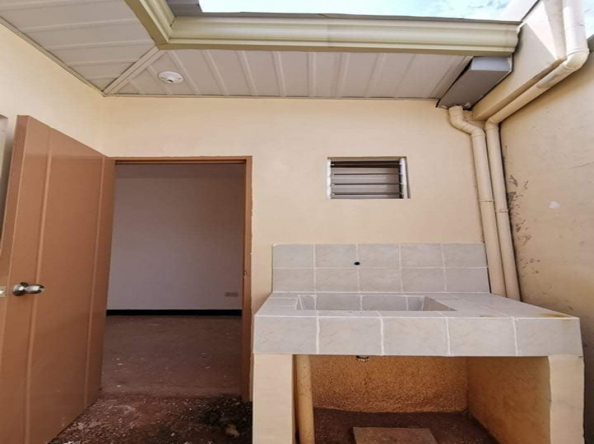 Elena Rowhouse - Inner Unit at Empresa Homes Mariveles, Bataan