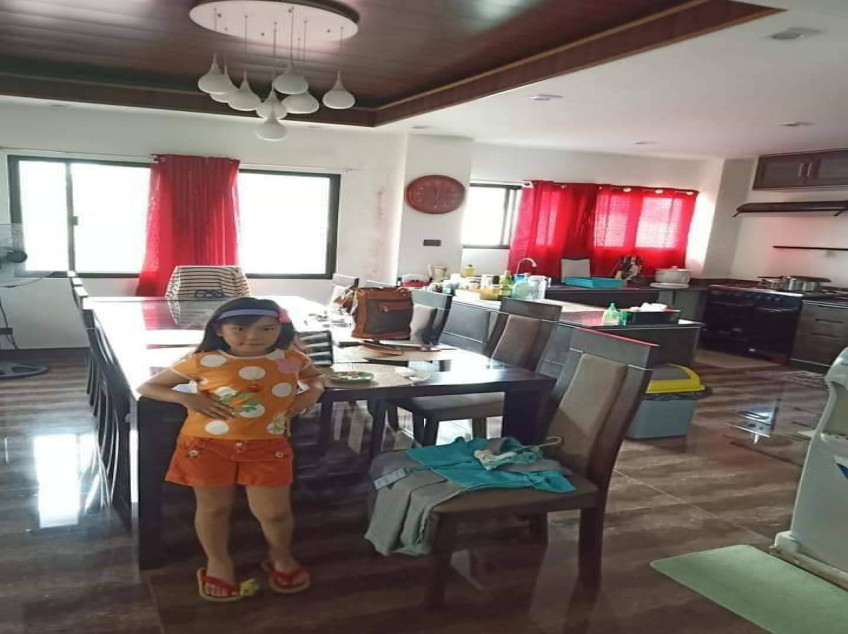 HOUSE & LOT WITH COMMERCIAL SPACE FOR SALE!
