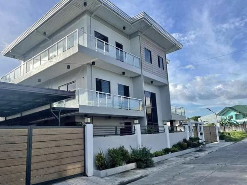 House And Lot In Bacoor, Cavite
