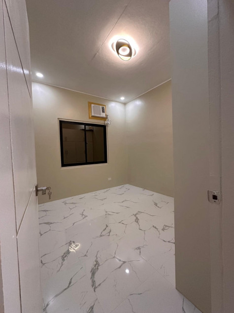 House And Lot For Sale In Project 8, Quezon City