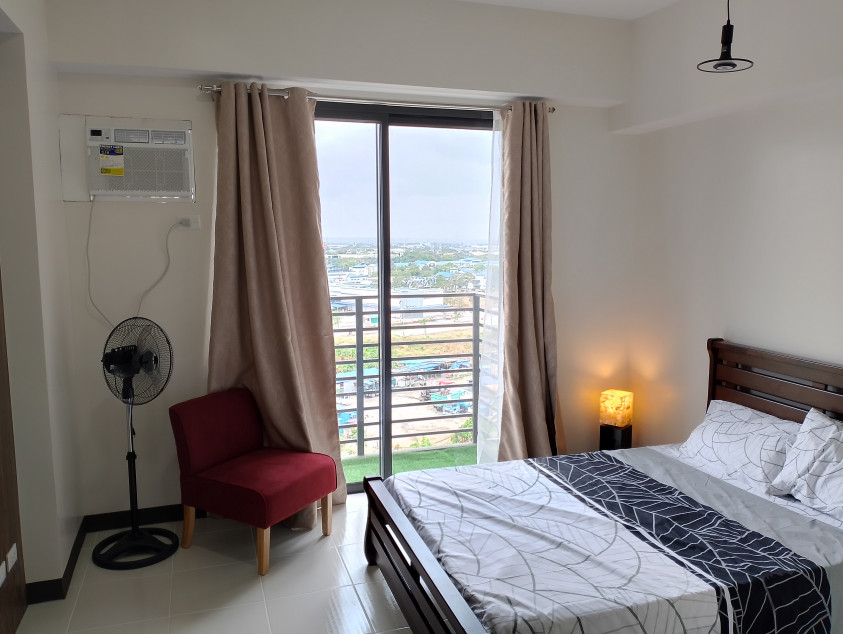 Studio Type Condominium In Sta. Rosa, Laguna
