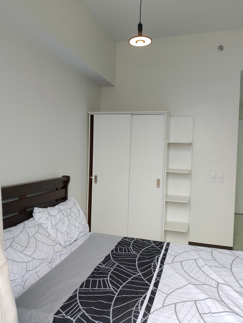 Studio Type Condominium In Sta. Rosa, Laguna