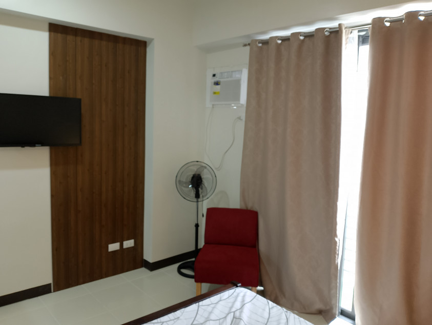 Studio Type Condominium In Sta. Rosa, Laguna