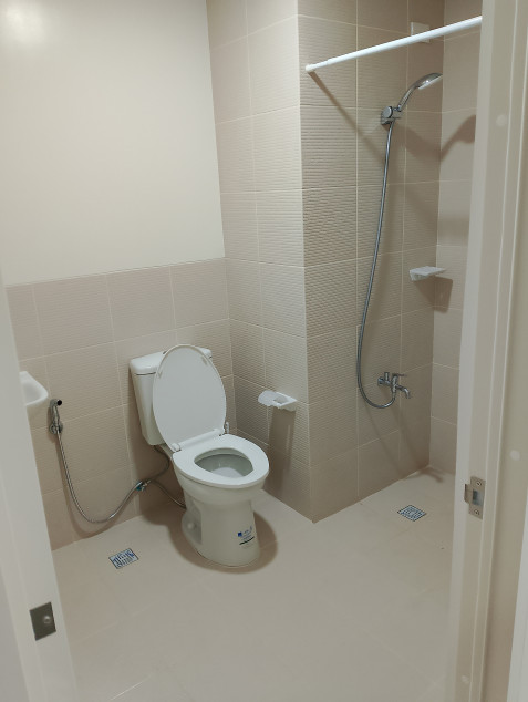 Studio Type Condominium In Sta. Rosa, Laguna