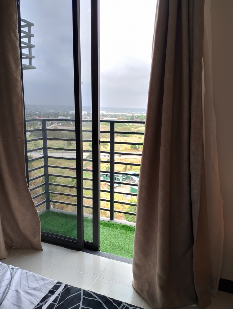 Studio Type Condominium In Sta. Rosa, Laguna
