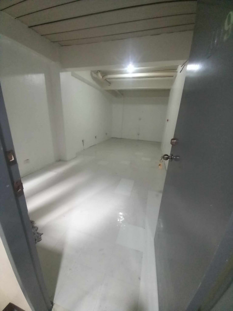 commercial space for rent at the back of UST Hospital
