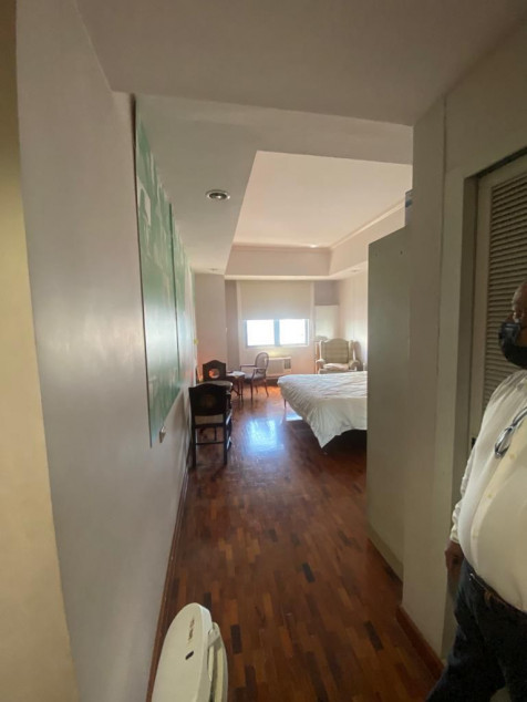 FOR SALE: 3 BR Bi-level unit in Renaissance 1000