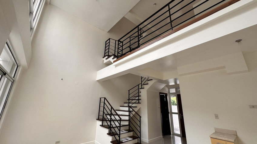 68 Roces TOWNHOUSE FOR SALE in Diliman Quezon City near Tomas Morato ...