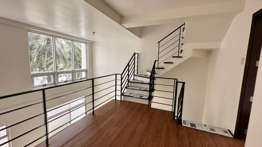 68 Roces TOWNHOUSE FOR SALE in Diliman Quezon City near Tomas Morato ...