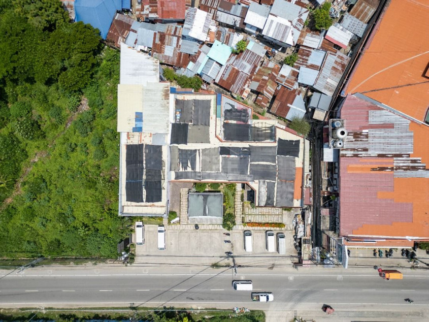 Lot Property for Sale in front of Jpark Hotel - ML Quezon Highway ...