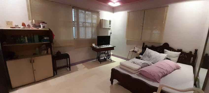 Residential Lot With Old Bungalow In Mapayapa Village II, Brgy Holy ...