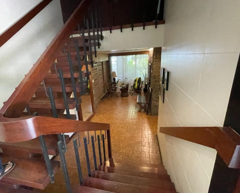 House and Lot with 6 Bedrooms in Xavierville Subdivision