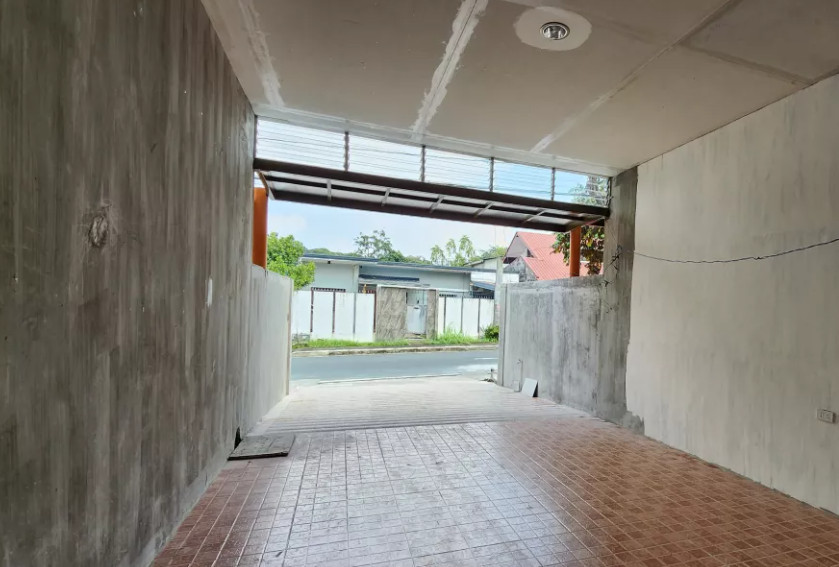 NEW Townhouse for sale in Project 8 near EDSA Munoz Congressional ...