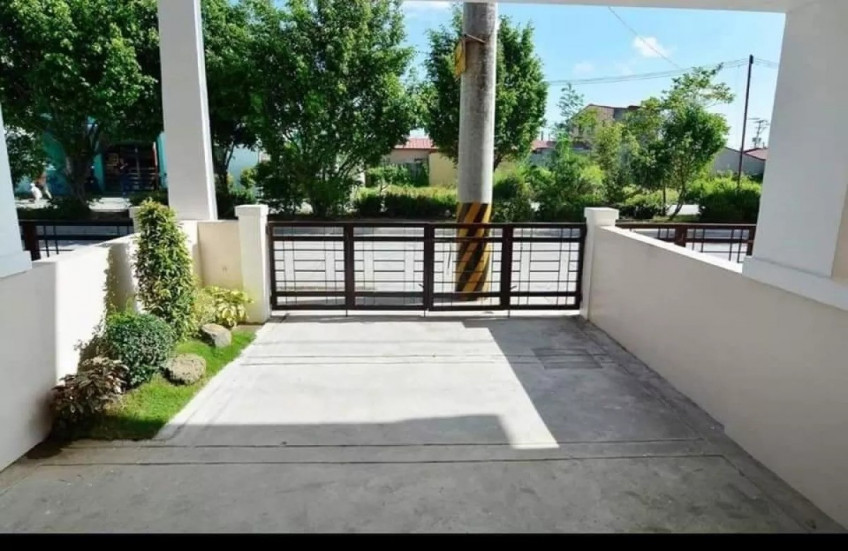 Elliston Place, Brgy. Camavhille 2 General Trias Cavite, 2 Storey Unit