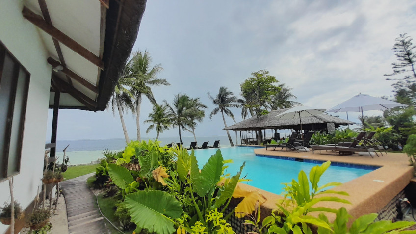 BEACH FRONT RESORT SIARGAO ISLAND